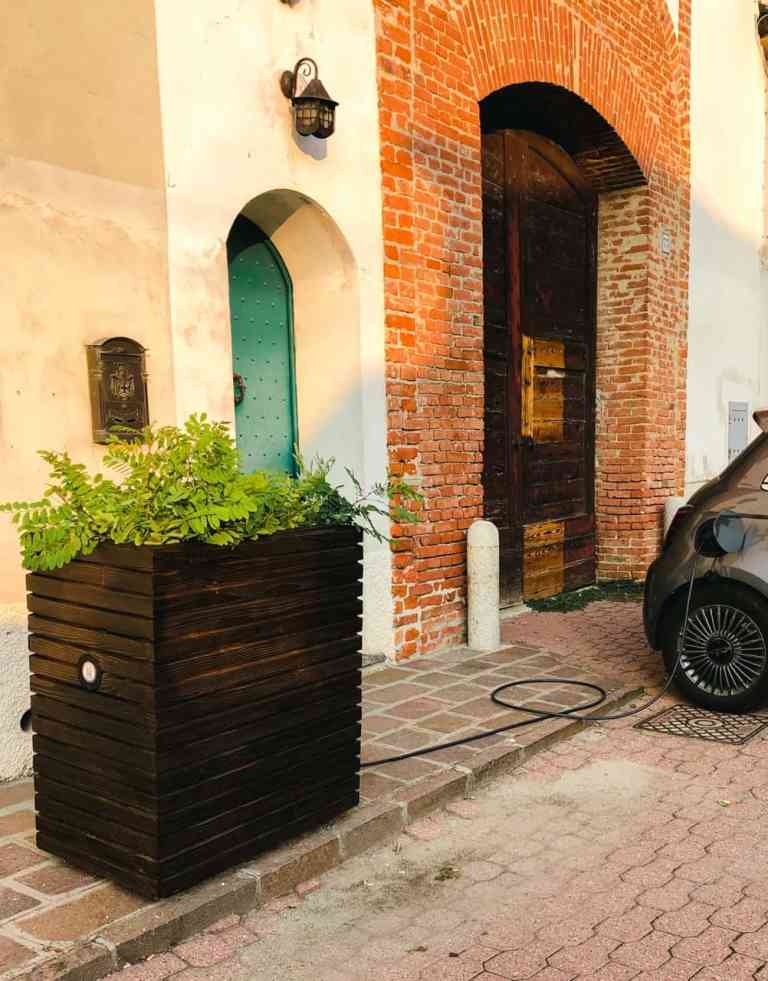 Flower Power - Installateur borne de recharge | Rossini Energy